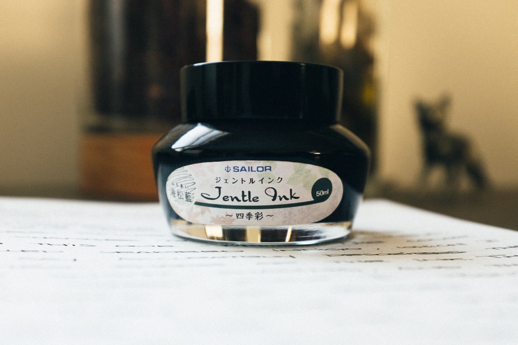 Sailor Jentle Miruai (Seaweed Indigo) Fountain Pen Ink Review ...