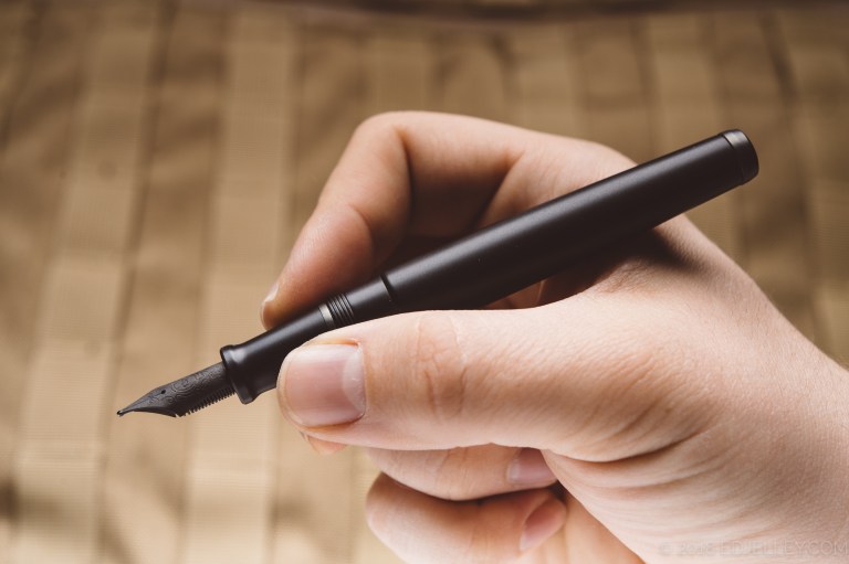 Aurora Talentum “Full Black” Fountain Pen Review – edjelley.com ...