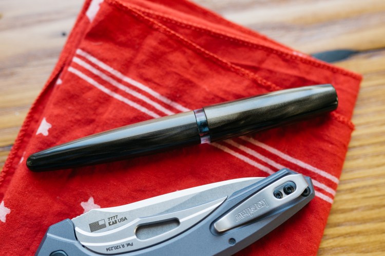 Karas Pen Co. Vertex Fountain Pen in Chrysopoeia Acrylic Review ...