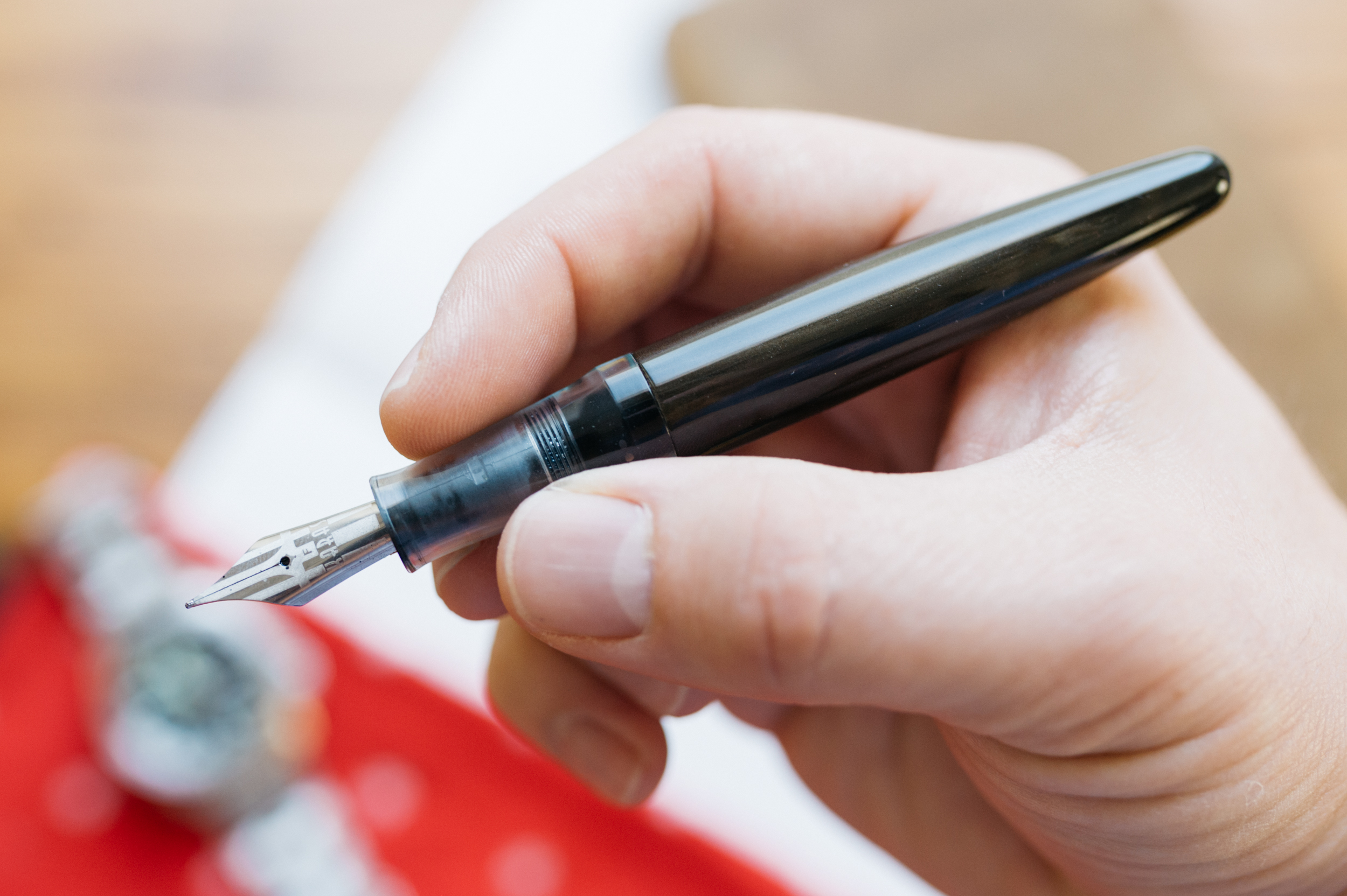 Karas Pen Co. Vertex Fountain Pen in Chrysopoeia Acrylic Review ...