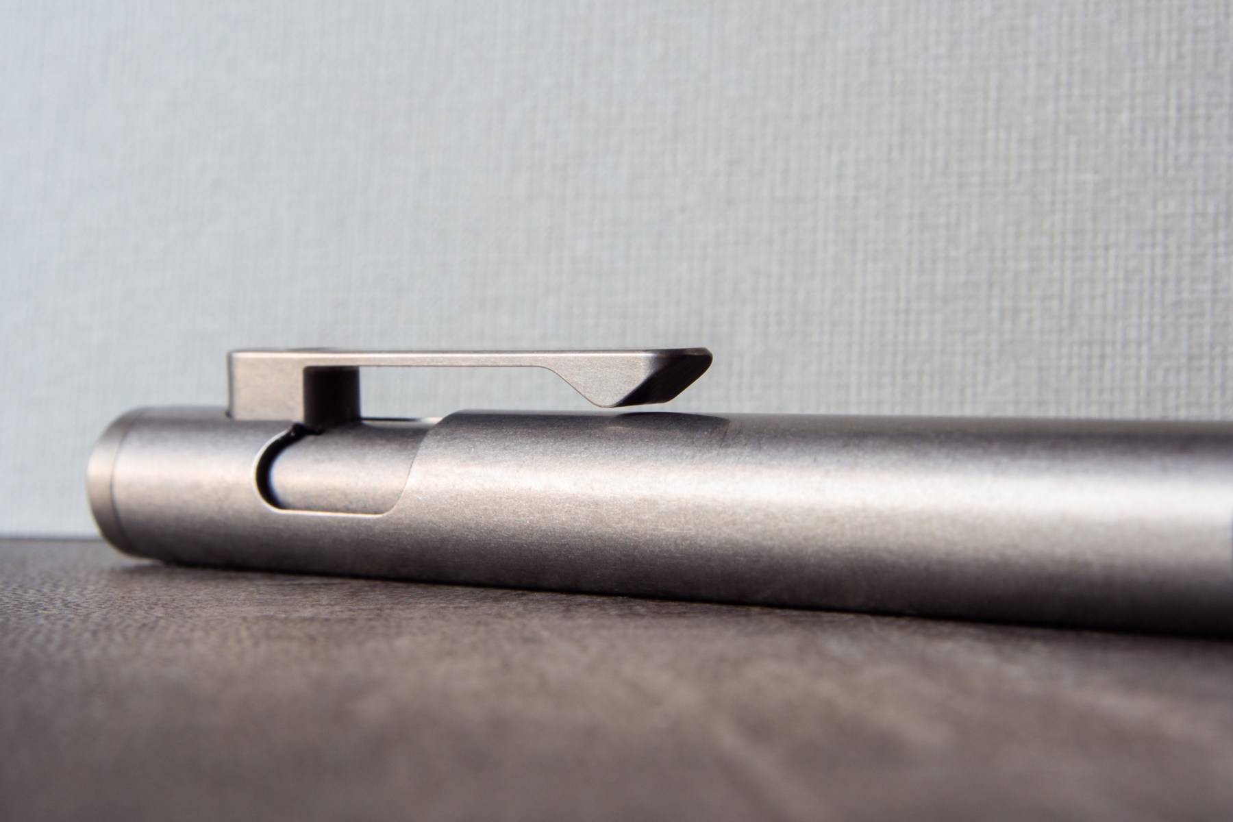 Urban Survival Gear TiScribe Mini Titanium Bolt Action Pen Review ...