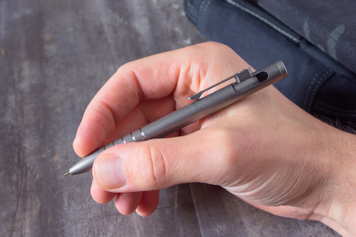 Urban Survival Gear TiScribe Mini Titanium Bolt Action Pen Review ...